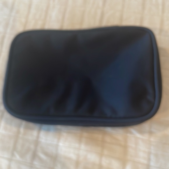 Continental AirLines | Bags | Continental Airlines Travel Toiletry Bag ...